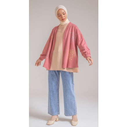 Jual Senna Cardigan Riamiranda Winter Capsule 2022 RM Blouse Kemeja ...