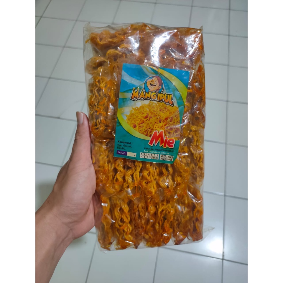 Jual Mang Ipul Mie Pedes Enak Banget 1 bungkus isi 26 pcs | Shopee ...