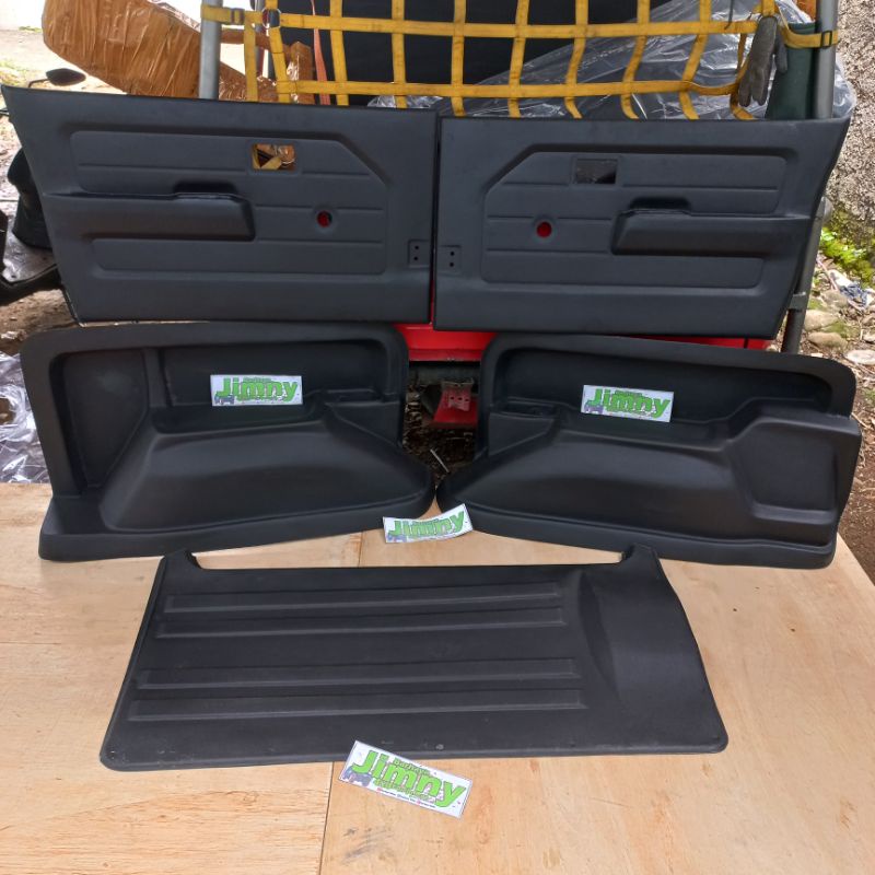 Jual DOORTRIM KATANA DOOR TRIIM FULLSET JIMNY 5PCS BERKUALITAS HALUS ...