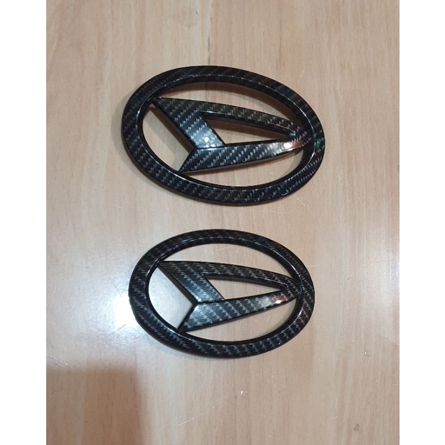 Jual EMBLEM LOGO LAMBANG DAIHATSU TERIOS 2008-2014 CARBON | Shopee ...