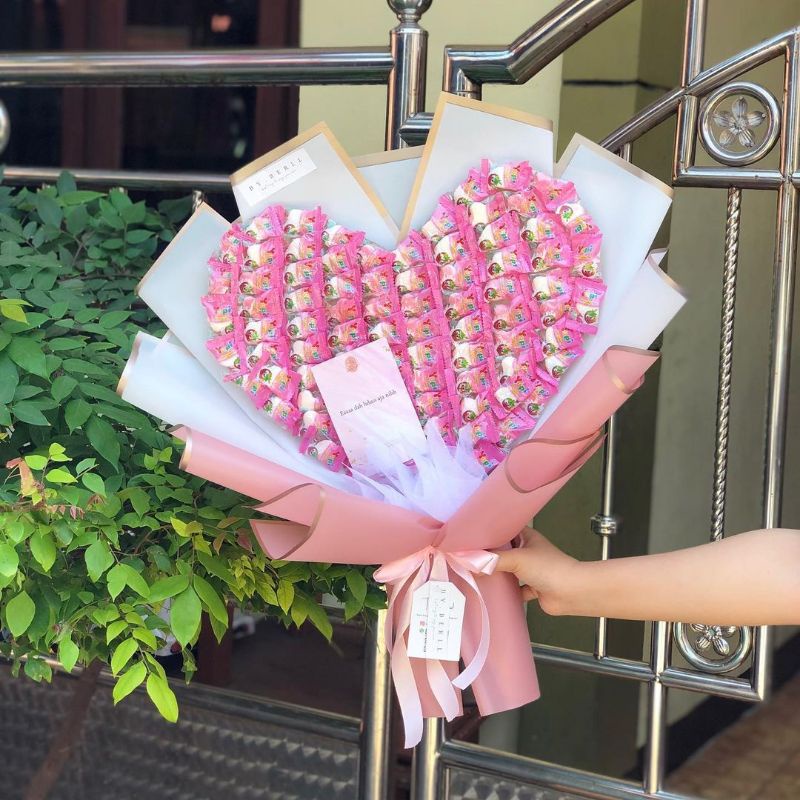 Jual BUKET PERMEN YUPI CUSTOM [ BUCKET PERMEN ] | Shopee Indonesia