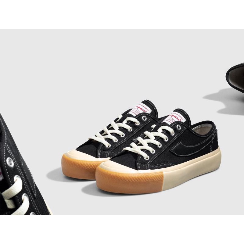 Jual [ORIGINAL] Sepatu Compass Gazelle Low Black White / Compass ...