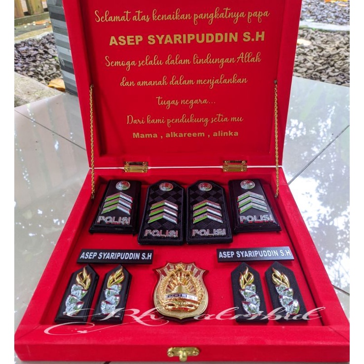 Jual Pangkat brigadir satu set box,exlusive box costum,nametag request ... Jual Pangkat brigadir satu set box,exlusive box costum,nametag request ...