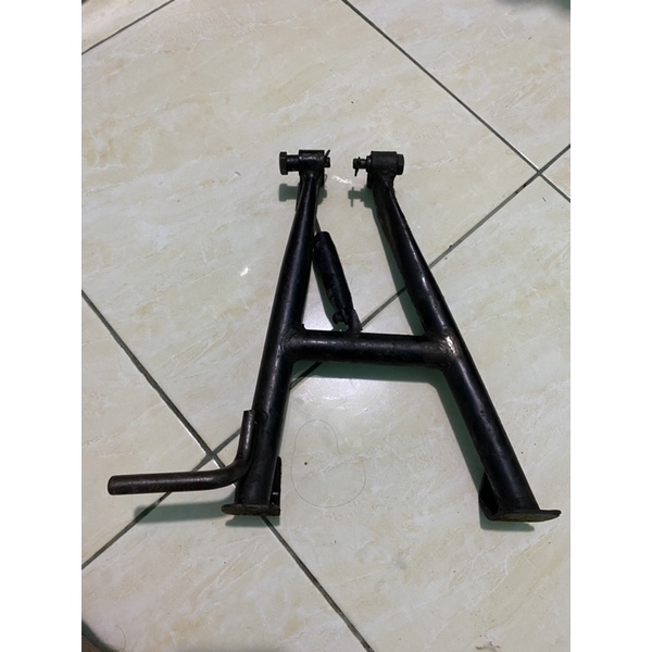 Jual Standar Tengah Cagak Tengah Cagak 2 Ninja R/SS Original copotan ...