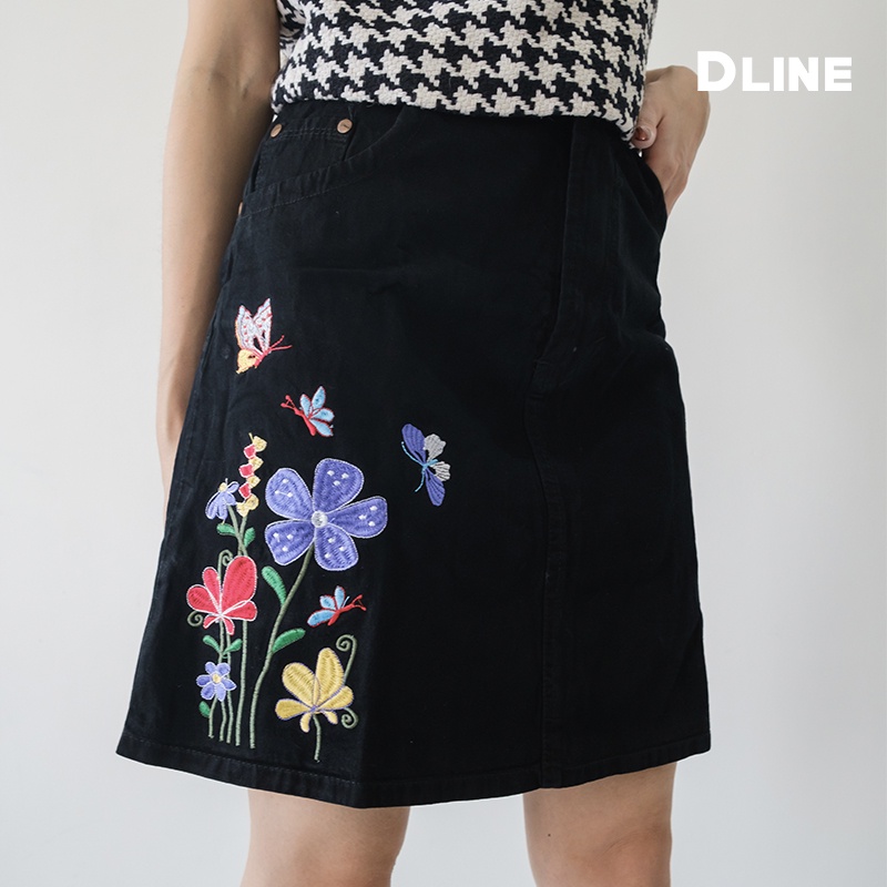 Jual Rok Pendek Bordir Jeans Denim Wanita - Zia Mini Skirt - Hitam ...