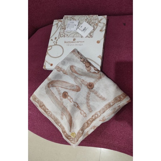 Jual BUTTONSCARVES CHAIN 1 WHITE (RARE ) | Shopee Indonesia