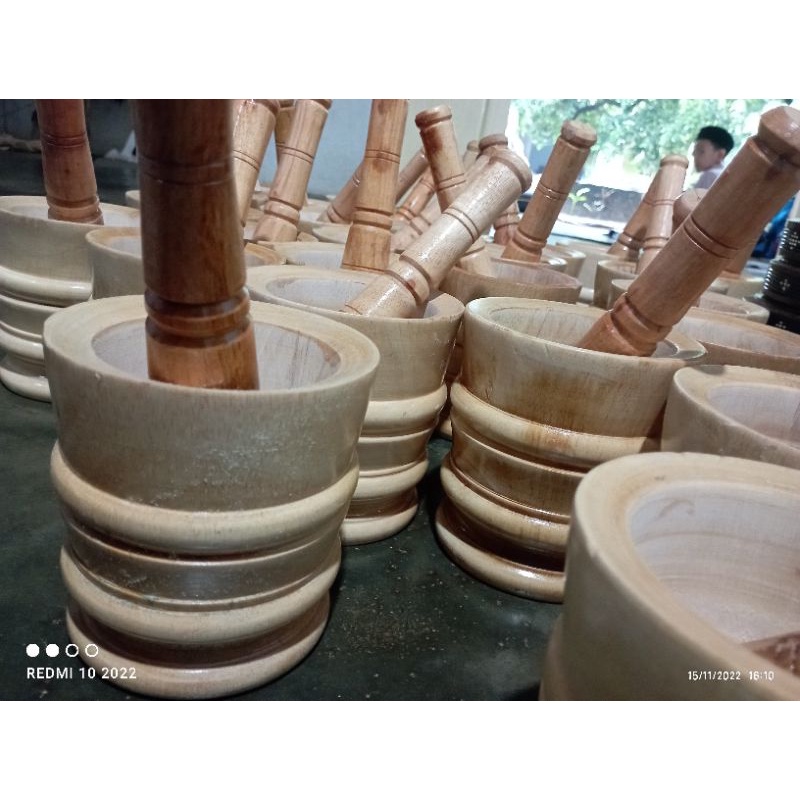 Jual LUMPANG KAYU ALAT TUMBUK TRADISIONAL MURAH PENUMBUK BUMBU MANUAL ...