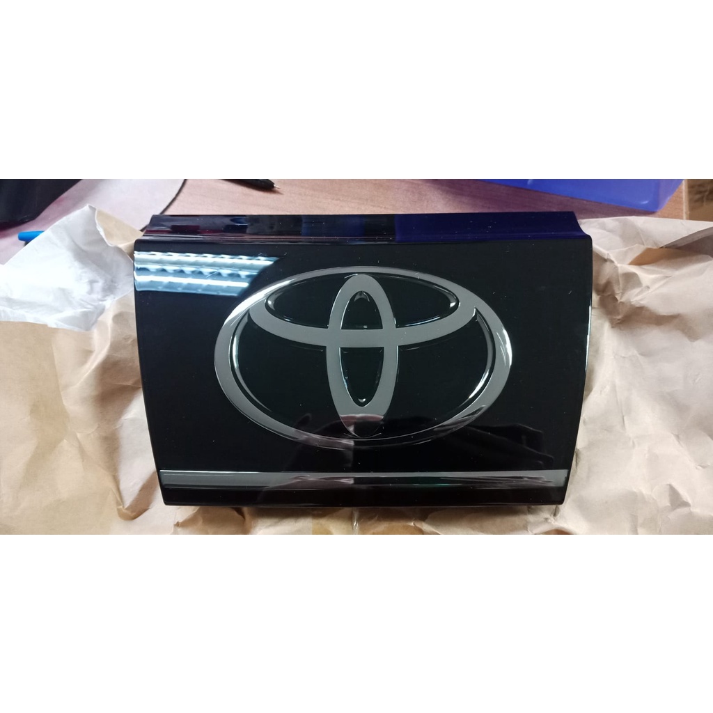 Jual ORIGINAL Garnish Radiator Grille T/Y Harrier Hybrid ZSU6 | Shopee ...