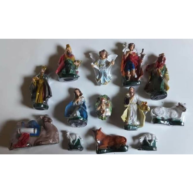 Jual SATU SET PATUNG NATAL KELUARGA KUDUS UKURAN 15 CM | Shopee Indonesia