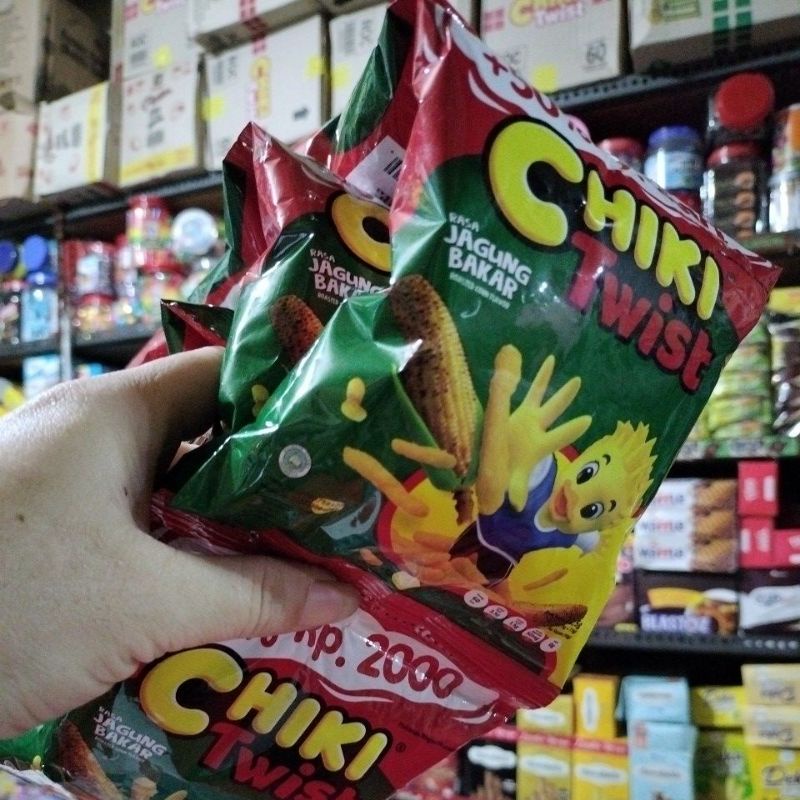 Jual chiki/Qtela/Chitato/chitatoLITE/JETZ/MAXIcorn/French fries ...