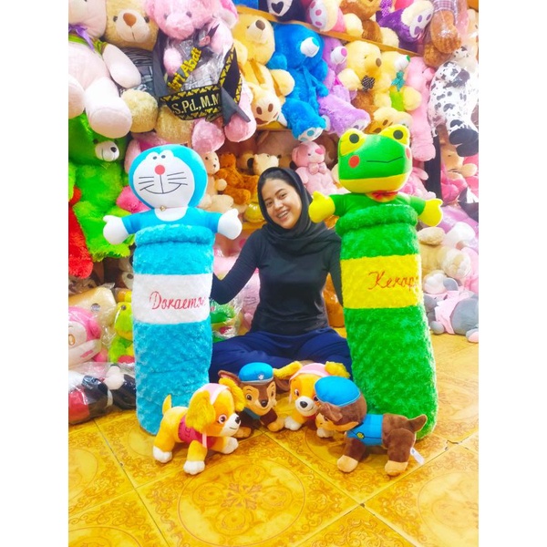 Jual GULING KEPALA KARAKTER DORAEMON, KEROOPI, HELLO KITTY GULING ...
