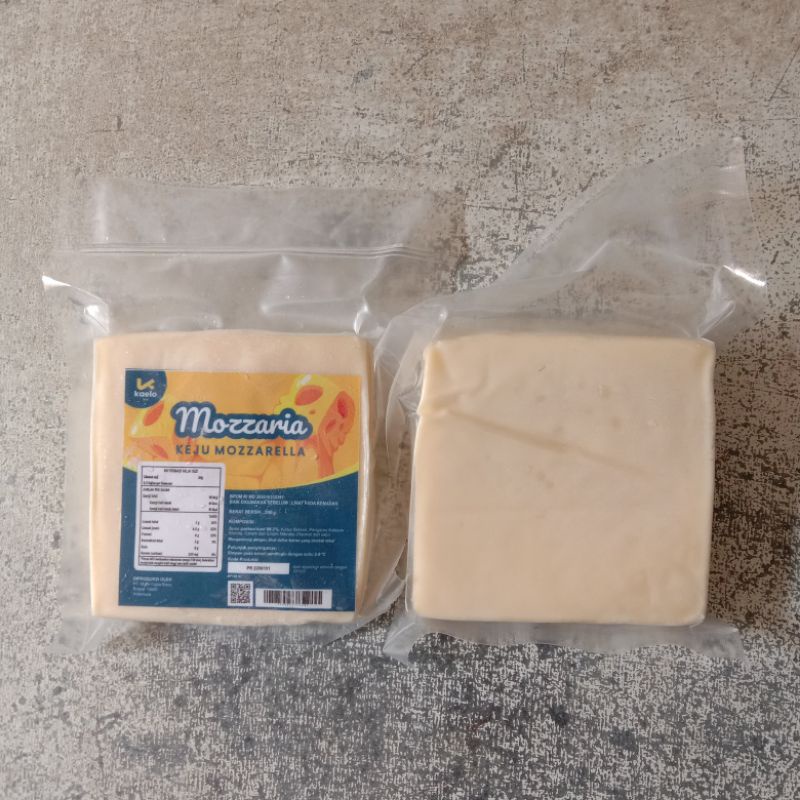 Jual MOZZARIA KEJU MOZZARELLA / MOZZARELLA LUMER / 200GR | Shopee Indonesia