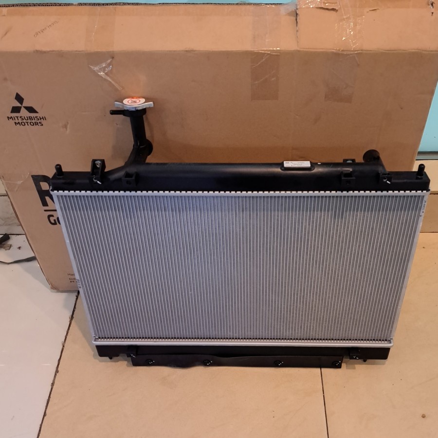 Jual Radiator Asli Mitsubishi New Xpander Cross 1350B355 ORIGINAL ORI ...