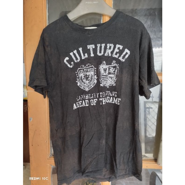 Jual baju bekas second . | Shopee Indonesia