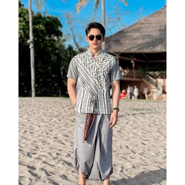 Jual kemeja tenun pria Arjuna white atasan pria baju tenun kemeja ...