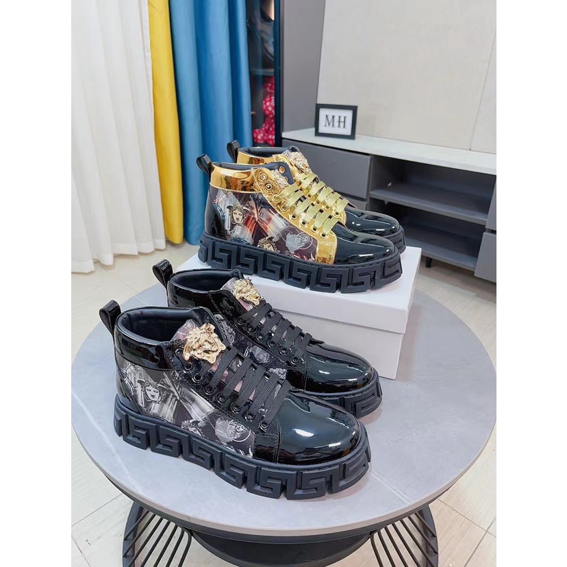 Jual Original Versace's latest men's casual sneakers | Shopee Indonesia