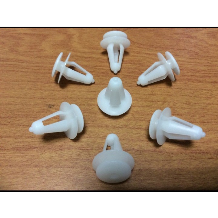 Jual KANCING KLIP BAUT RIPET TRIM PANEL RETAINER MOBIL ( SBBF ...