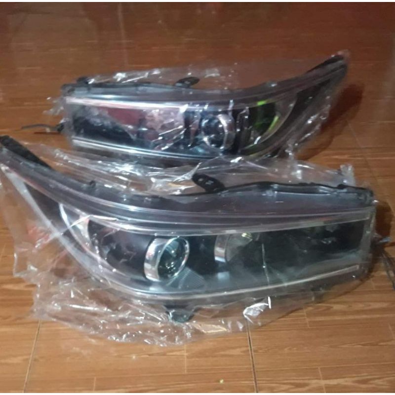 Jual headlamp innova reborn tipe Q | Shopee Indonesia