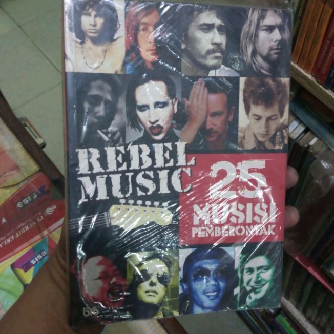 Jual buku Rebel Music, 25 Musisi Pemberontak | Shopee Indonesia