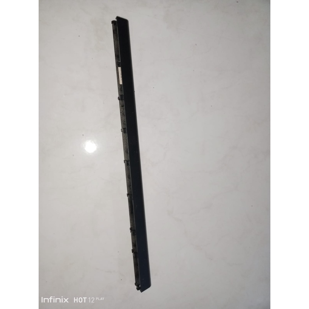 Jual Tutup Engsel Tutup Tengah Laptop Asus A555 A555L | Shopee Indonesia