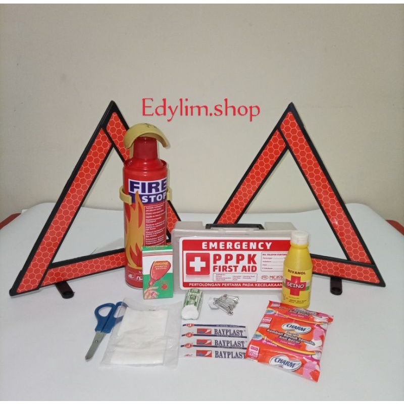 Jual Paket segitiga pengaman mobil+racun api/pemadam api+kotak obat P3K ...