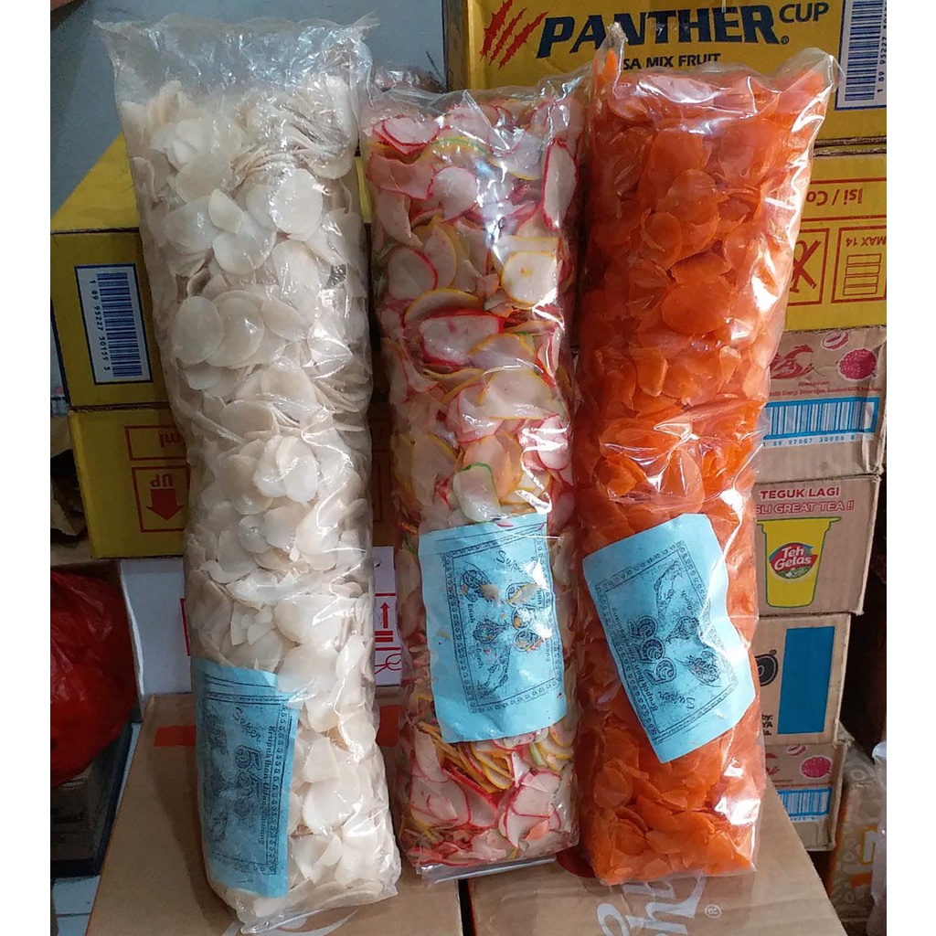 Jual Aneka Kerpuk Mentah ukuran 1kg cemilan murah dan enak | Shopee Indonesia