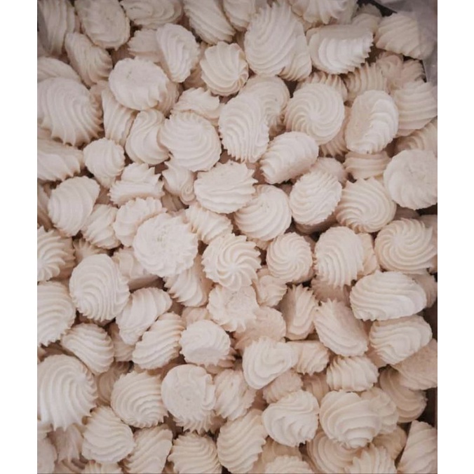 Jual Kue Garut - Kue Sagu Keju 250 gram | Shopee Indonesia