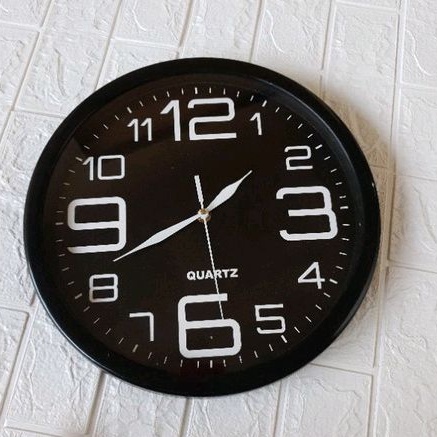Jual jam dinding 32cm polos hitam | Shopee Indonesia