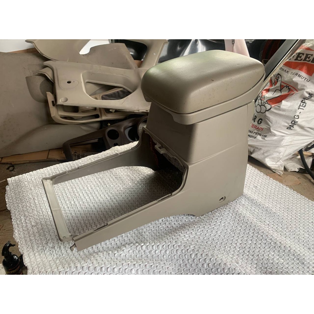 Jual Console Konsul Box Suzuki Grand Vitara Original | Shopee Indonesia