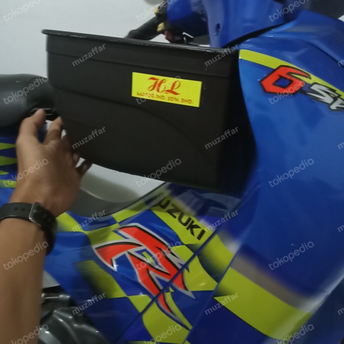 Jual box bagasi depan keranjang plastik satria lumba/ hiu original sgp ...