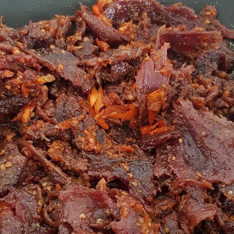 Jual Dendeng Sapi Mercon - Pedasnya Sampai ke Puncak | Shopee Indonesia