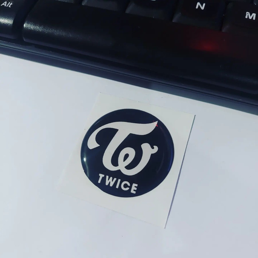 Jual Sticker Timbul Resin TWICE Logo Stiker Lentur 3D Kecil | Shopee ...