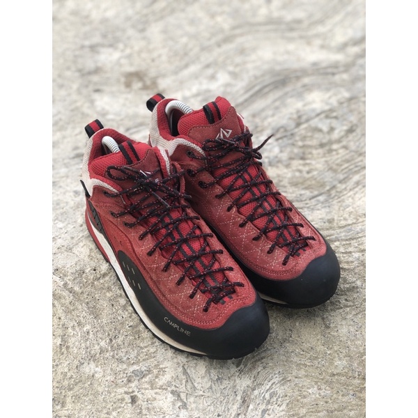 Jual Sepatu gunung second original campline | Shopee Indonesia