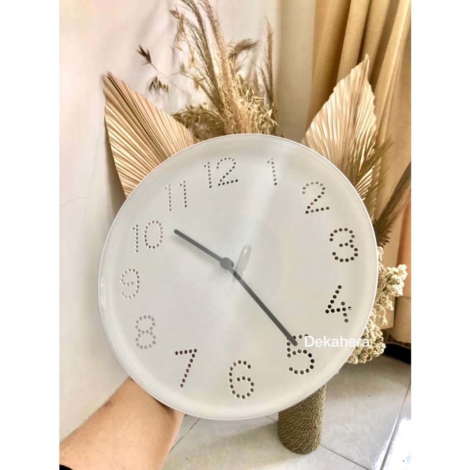Jual (READY STOCK) JAM DINDING PUTIH ESTETIK / JAM DINDING PUTIH IKEA ...