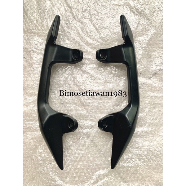 Jual Grip Rear Behel Jok Belakang Part Original Honda ADV 160 KIRI ...