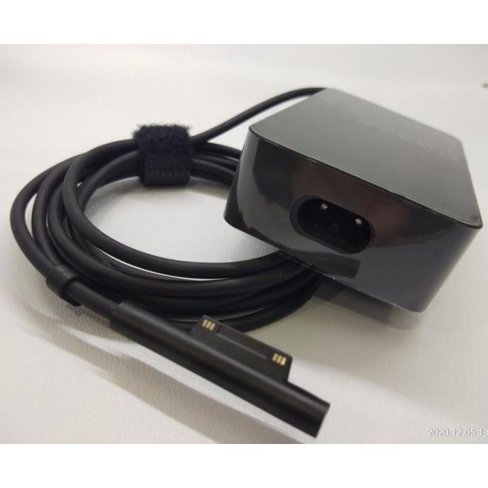 Jual Adaptor Microsoft Surface Pro 6 7 Charger Original 12V 2.58A ...