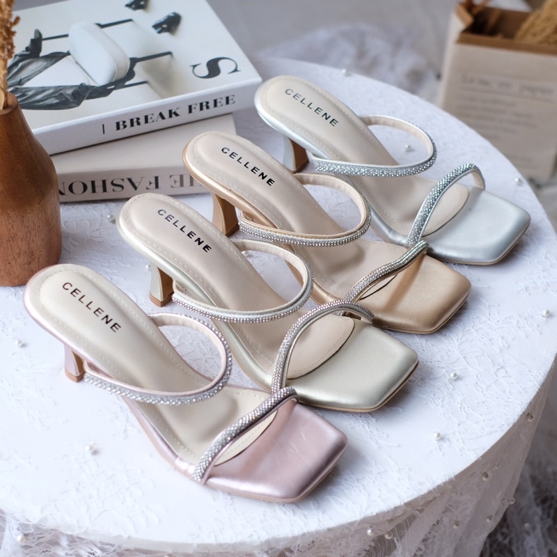 Jual 𝗖𝗘𝗟𝗟𝗘𝗡𝗘 Claretta Pump Heels 37-42 / wedding shoes sepatu pengantin ...