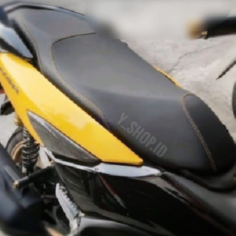Jual Cover Jok Nmax 155 Old All New Nmax Kulit MBtech Model Original ...