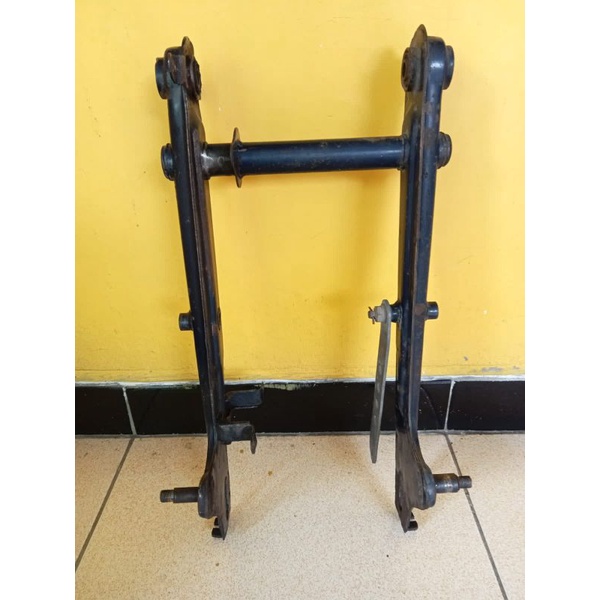 Jual Swing Arm supit udang Suzuki Rc 100 Rc 80 sprinter original ...