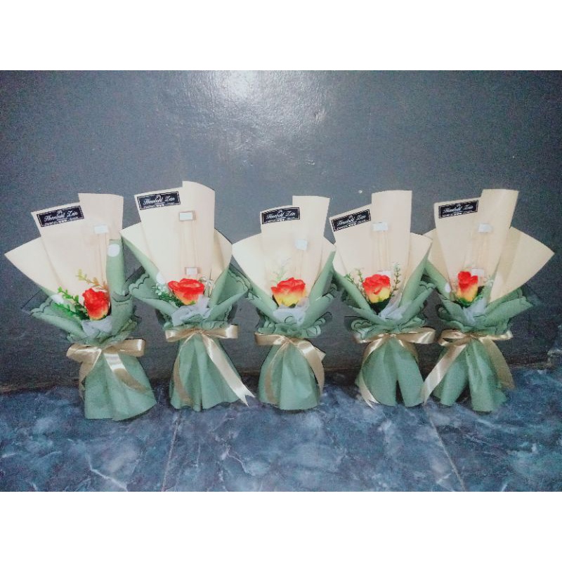 Jual buket mini kosong untuk satu coklat | Shopee Indonesia
