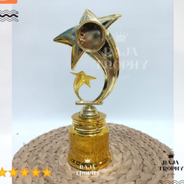 Jual TROPI PIALA EMAS FASHION SHOW ANAK WISUDA TK VANDEL | Shopee Indonesia