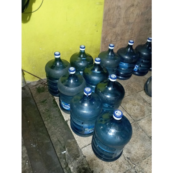 Jual AQUA 19 liter AIR+galon segel resmi danon khusus area jakarta ...