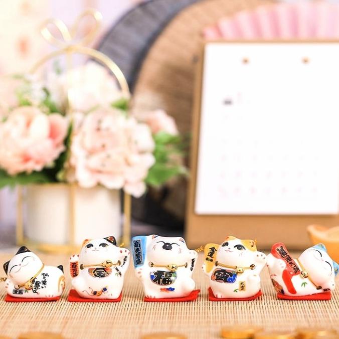 Jual Maneki Neko Kucing Hoki Mini Set 5 ( B ) Sovenir Kado Unik ...