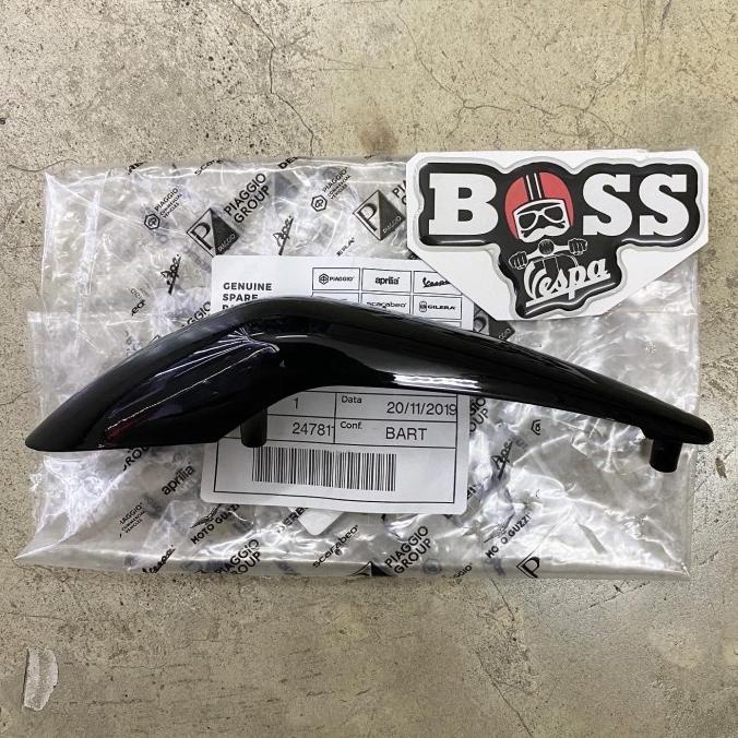 Jual Crest Jengger Original Black Vespa GTS 2020 HPE | Shopee Indonesia