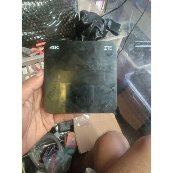 Jual STB 4k v2 ram2gb plus adaptor | Shopee Indonesia