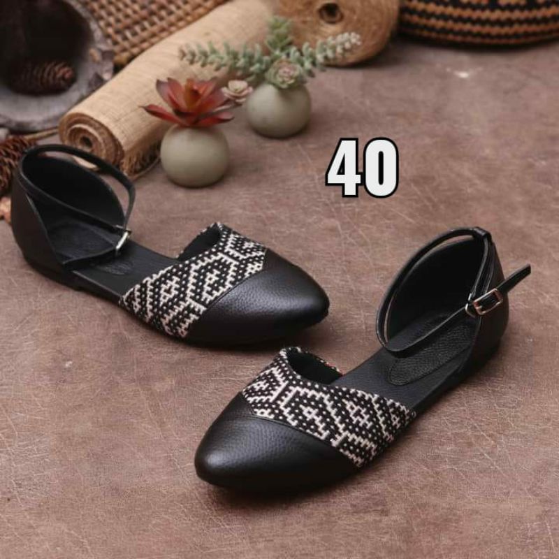 Jual FLAT SHOES TENUN NTT, FLAT SHOES ETNIK, SEPATU TEPLEK ETNIK ...