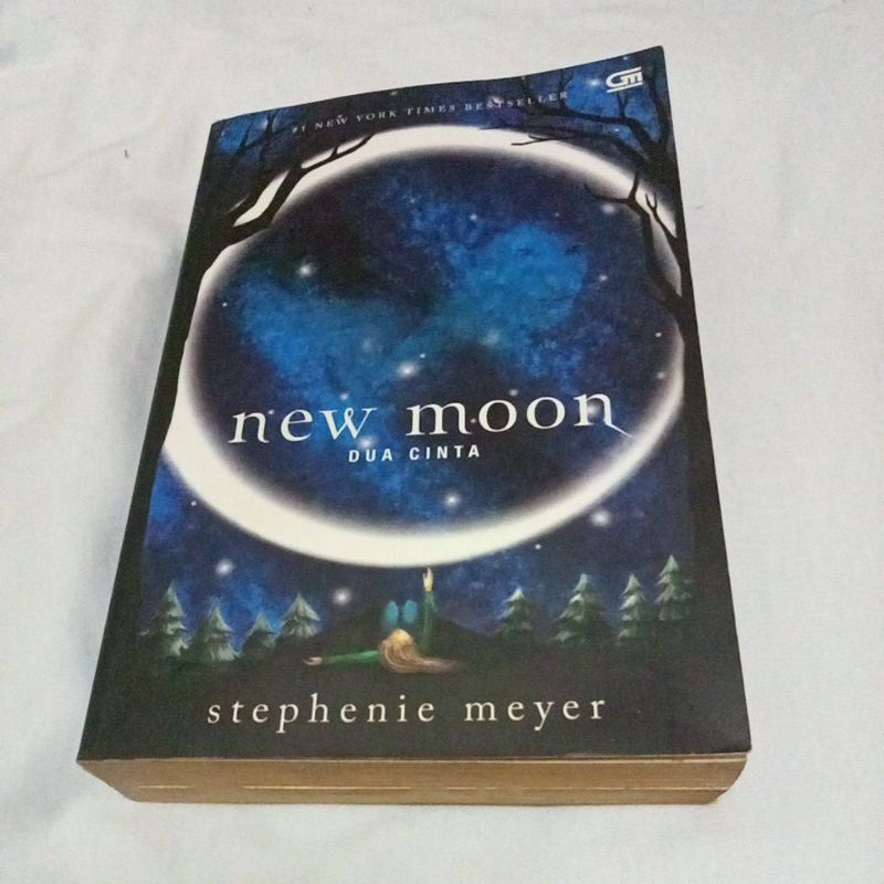Jual Buku Original Murah - Novel New moon dua cinta by Stephanie Meyer ...