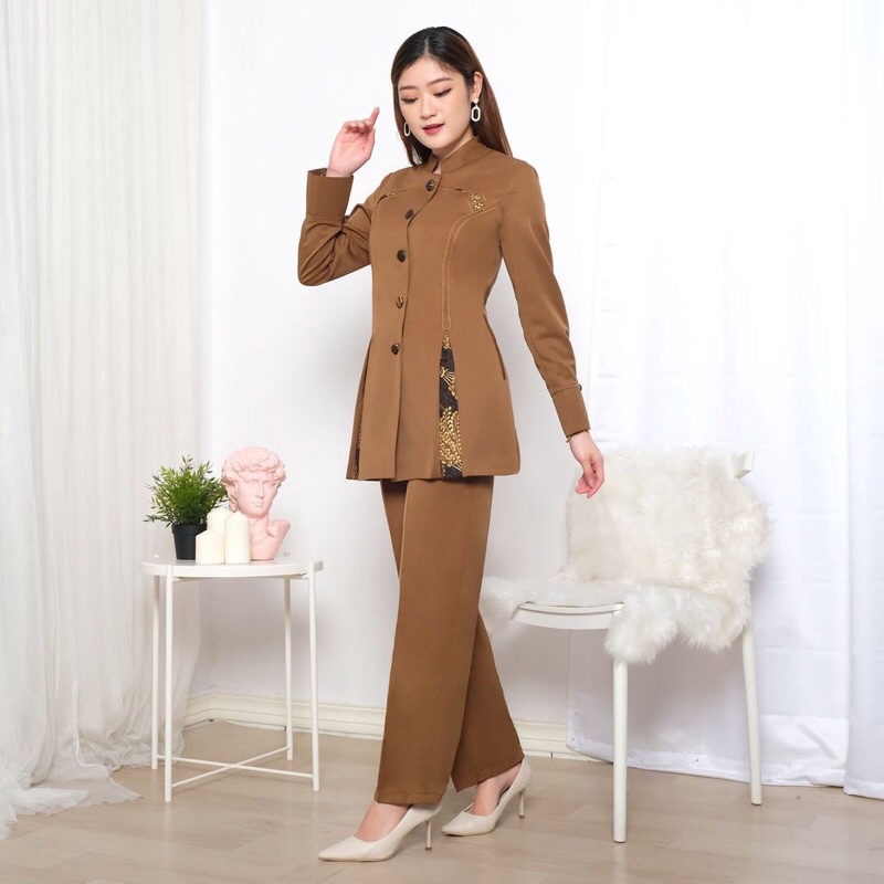 Jual Jas Blazer Wanita Lengan Panjang Detail Variasi Batik Set Celana ...