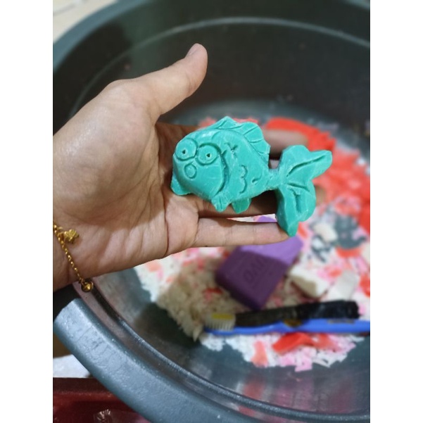 Jual kerajinan sabun ukiran prakarya bentuk ikan hias ikan cupang ...