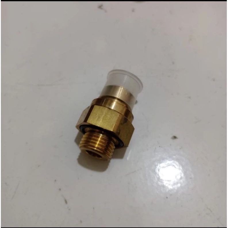 Jual CONNECTOR BRAKE VALVE NEPEL FOOT BRAKE SELANG 12X16 MILI ORIGINAL ...